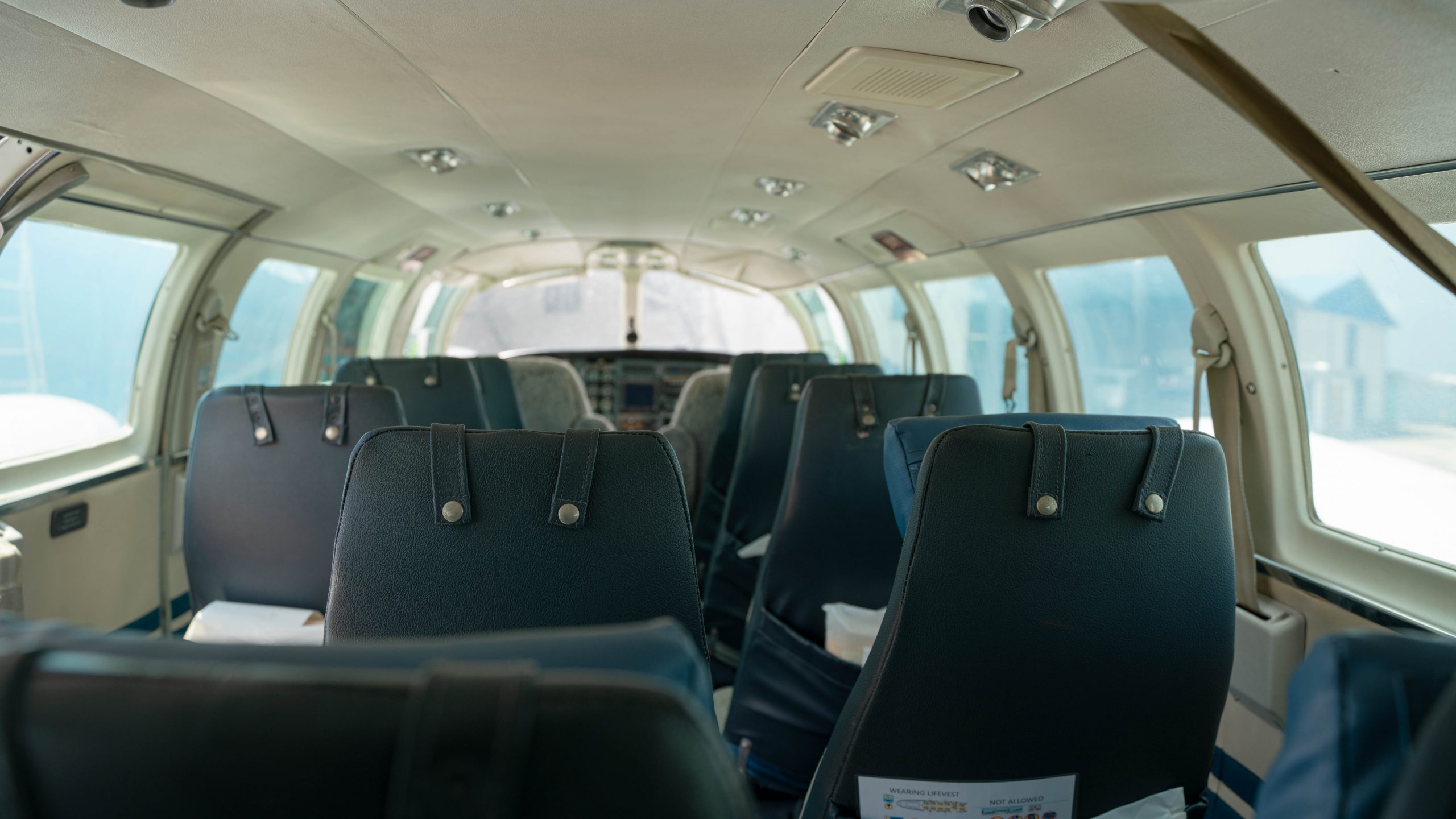 Reims-Cessna F406 Caravan II - Bluewing