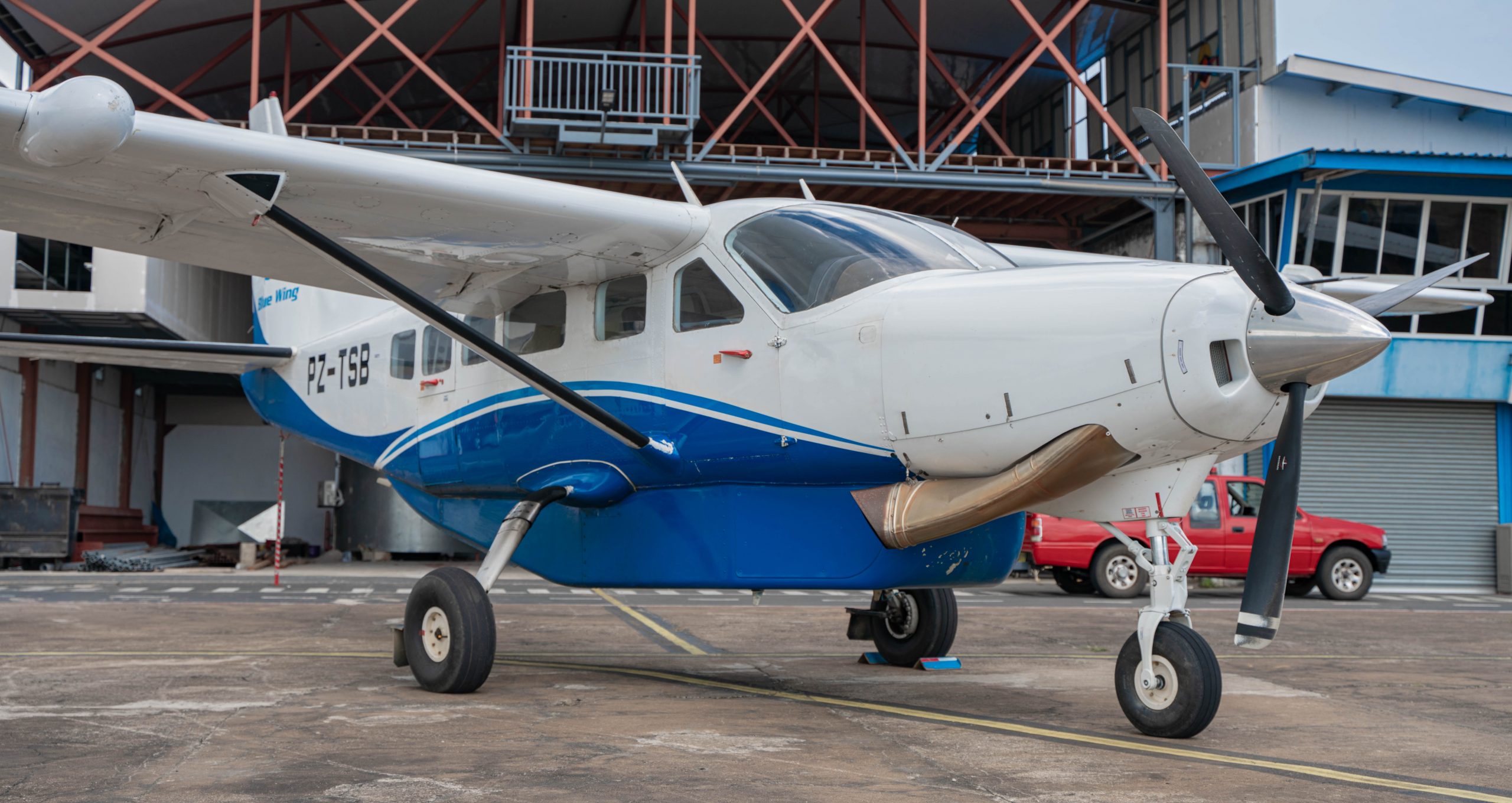 CESSNA 208 - Bluewing