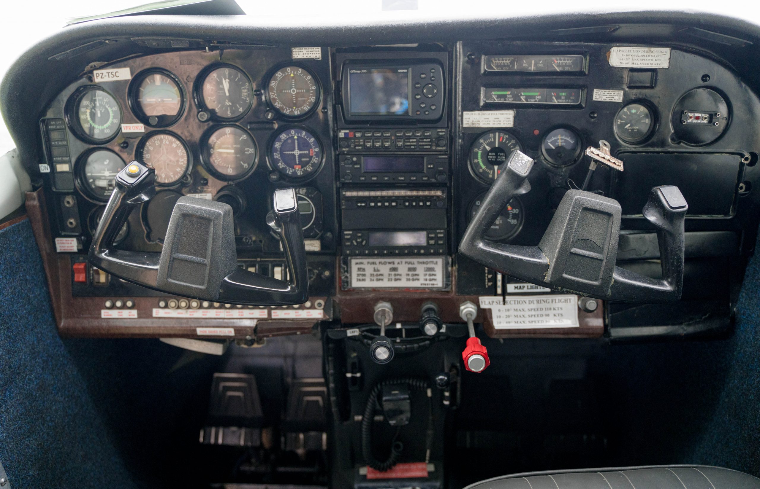 CESSNA 206 - Bluewing